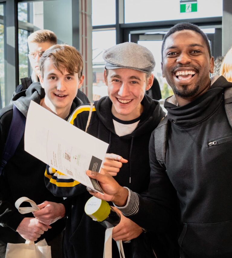 Dla kandydata - Polsko-Japońska Akademia Technik Komputerowych