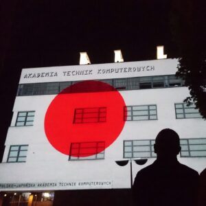 w PJATK - Polsko-Japońska Akademia Technik Komputerowych