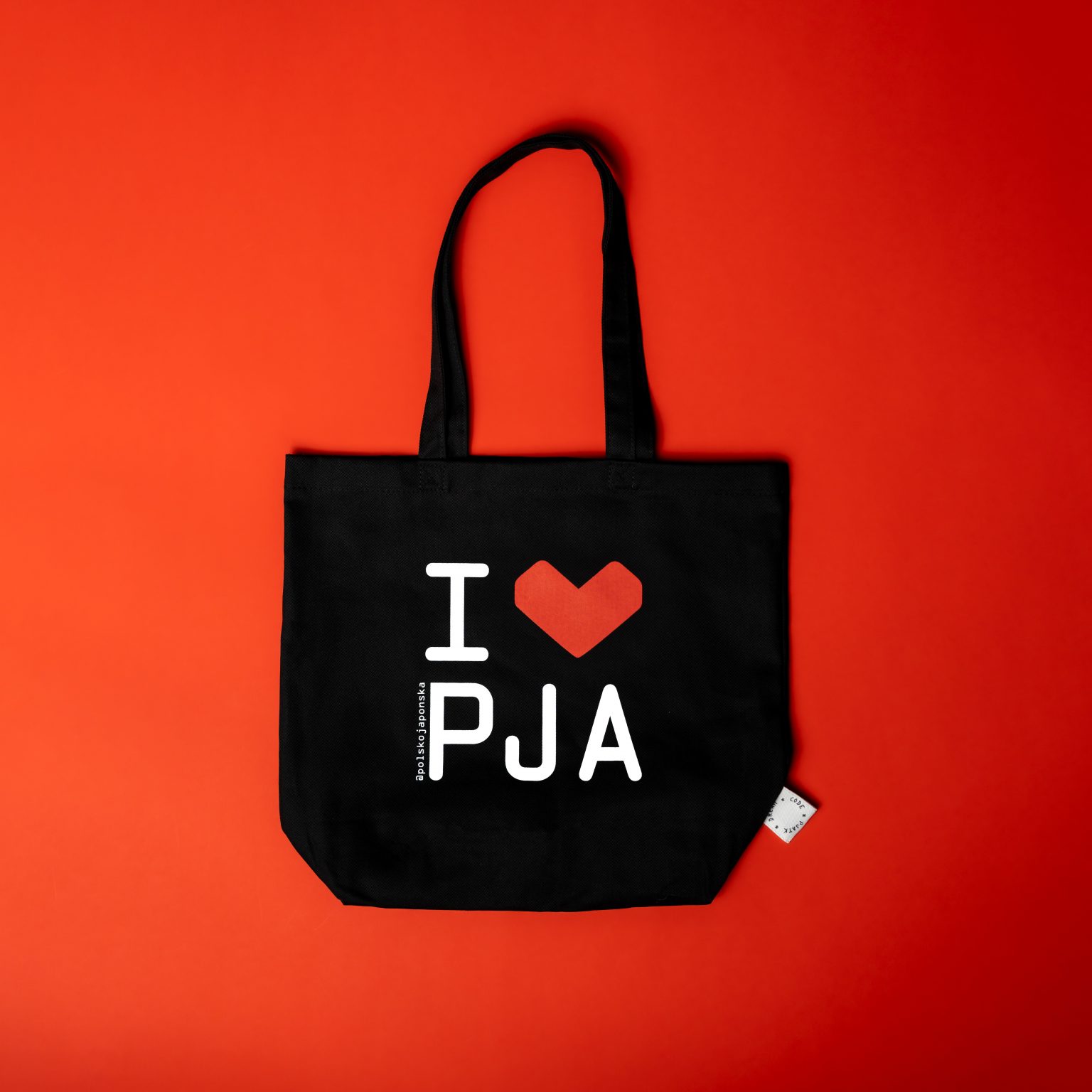 w PJATK - Polsko-Japońska Akademia Technik Komputerowych